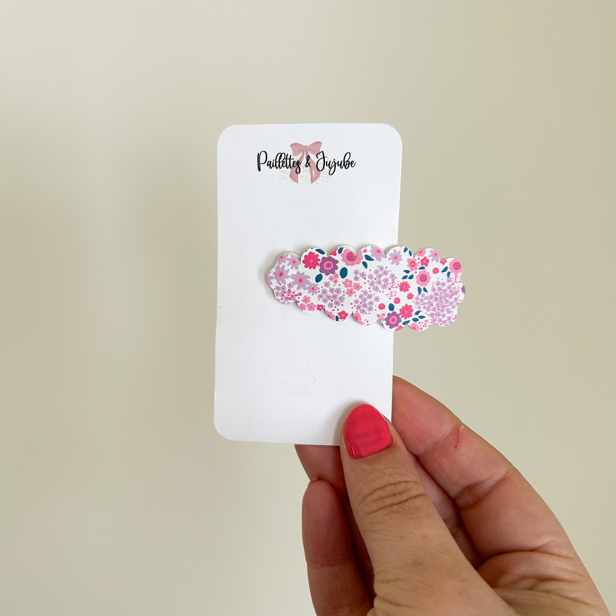 Clip clap – Paillettes et Jujube